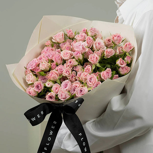 20 Stems Blush Pink Spray Roses Bouquet – NoonGifts.Com